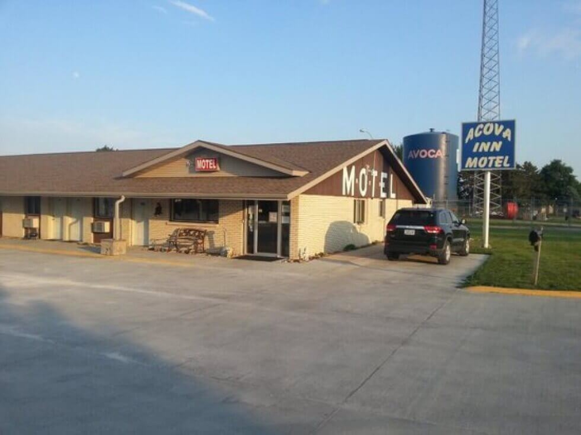 Avoca Inn - Stay in Avoca, IA